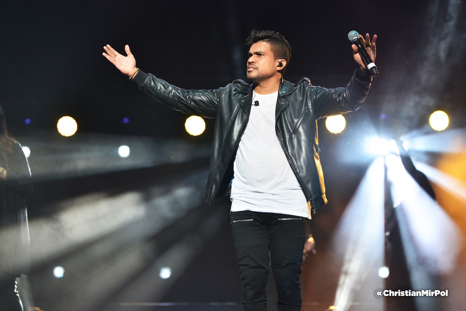 ROBERT GREEN DEL GRUPO BARAK anuncia lanzamiento de su libro ...